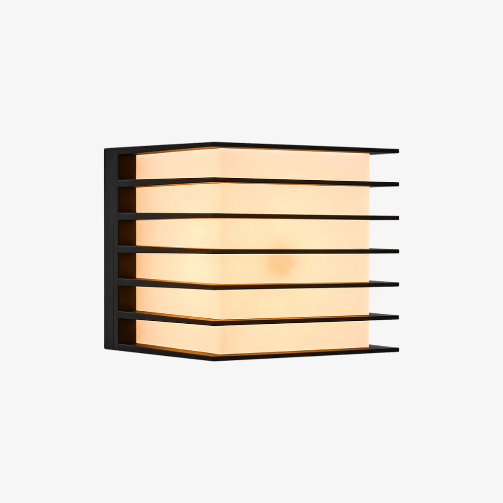 Fluctus 13 Wall Light - Urban Lighting